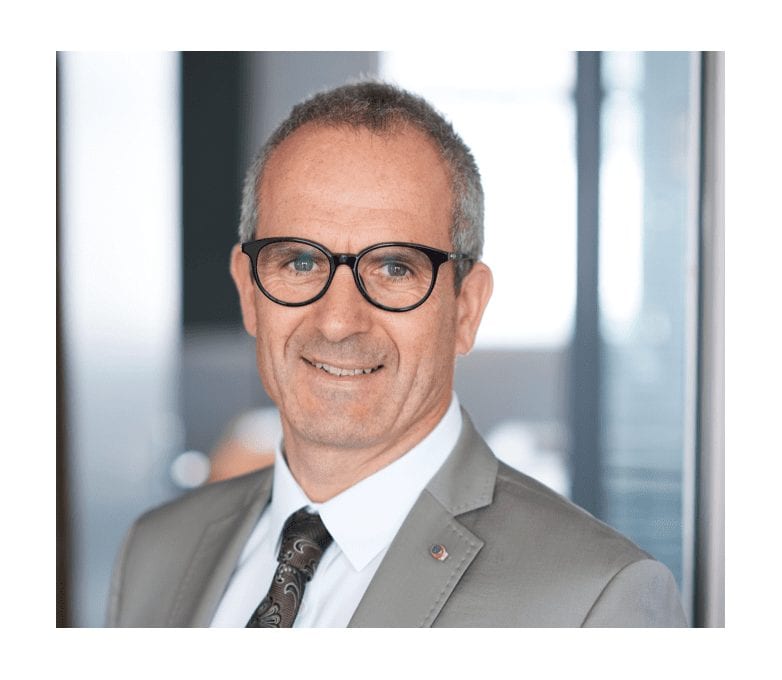 Frédéric Coutant rejoint la Luxury Hotelschool pour enseigner les arts ...