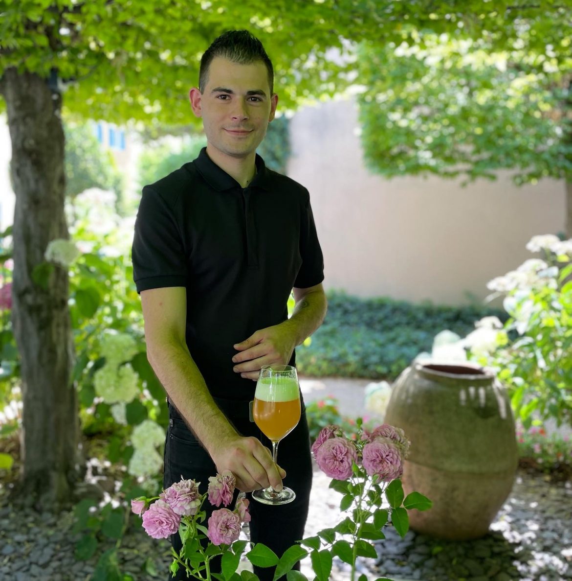 La Pyramide fait renaître la rose "Fernand Point" pour ses 200 ans