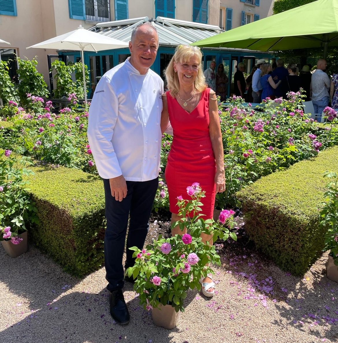 La Pyramide fait renaître la rose "Fernand Point" pour ses 200 ans